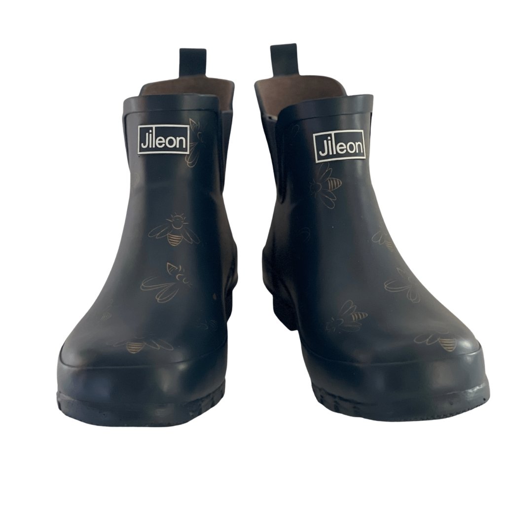 Ankle Wellies in Navy with Bumble Bees - Wide in Foot – Jileon Wellies