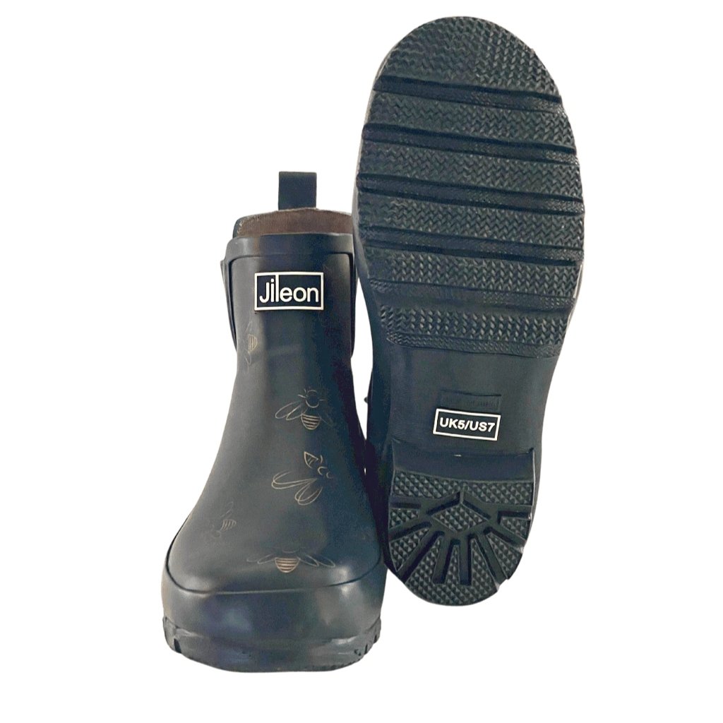 Ankle Wellies in Navy with Bumble Bees - Wide in Foot – Jileon Wellies